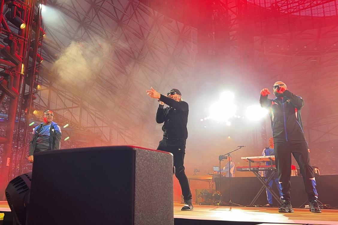 Jul, le rappeur marseillais, enflamme le Vélodrome