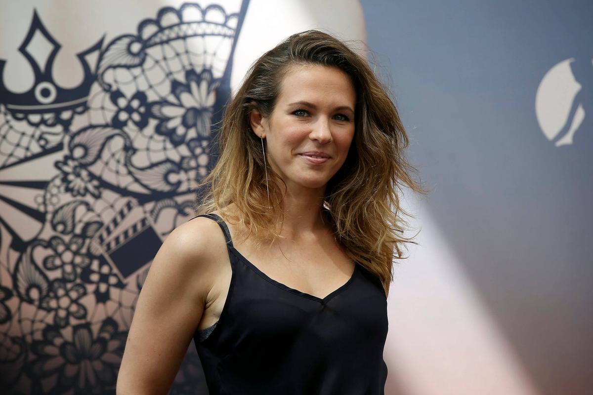 Lorie, dont la tournée affiche complet un peu partout a annoncé une ...