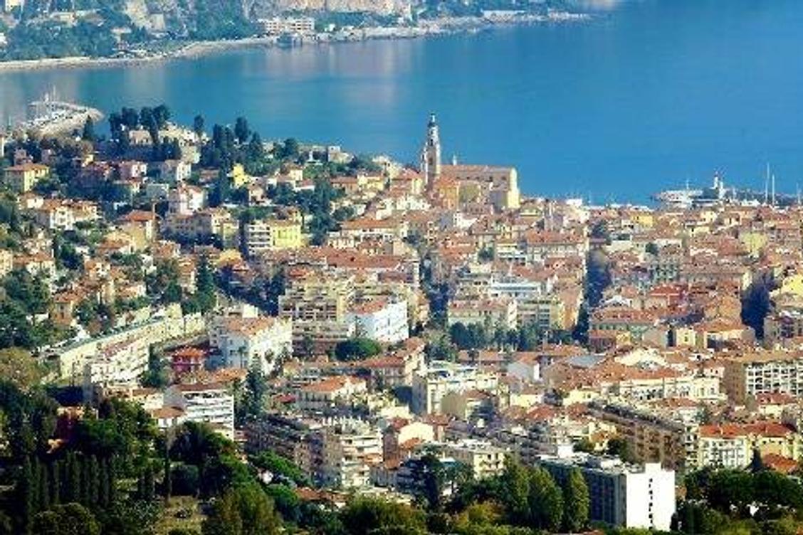 Quel est ce bruit d'explosion entendu à l'est des Alpes-Maritimes ce ...