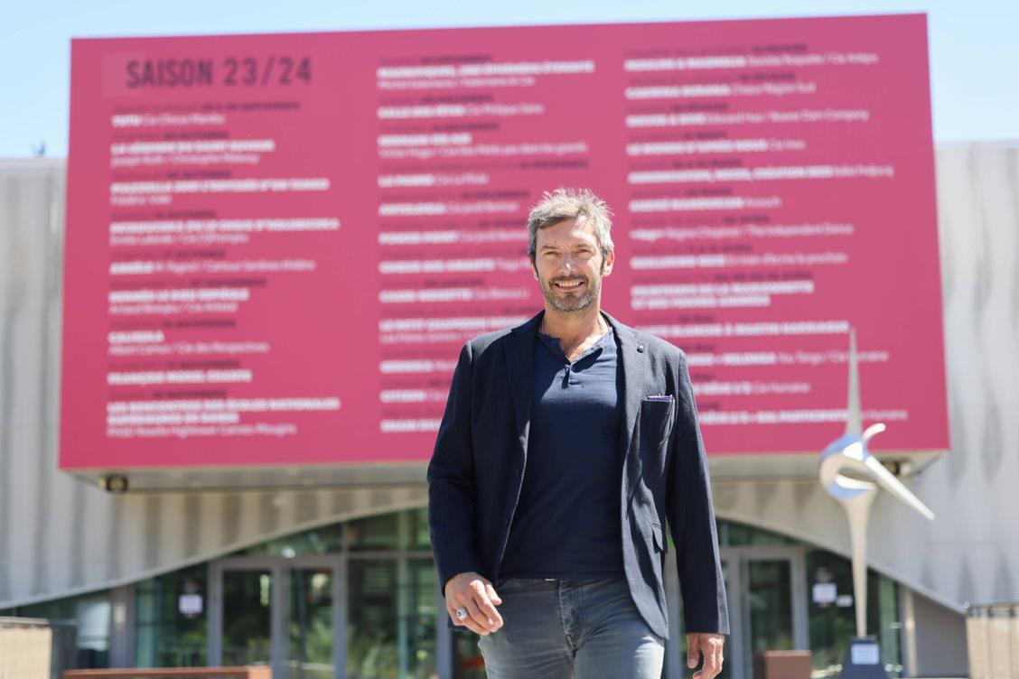 Franck Sémonin, héros de Section de recherches, devient prof de théâtre ...