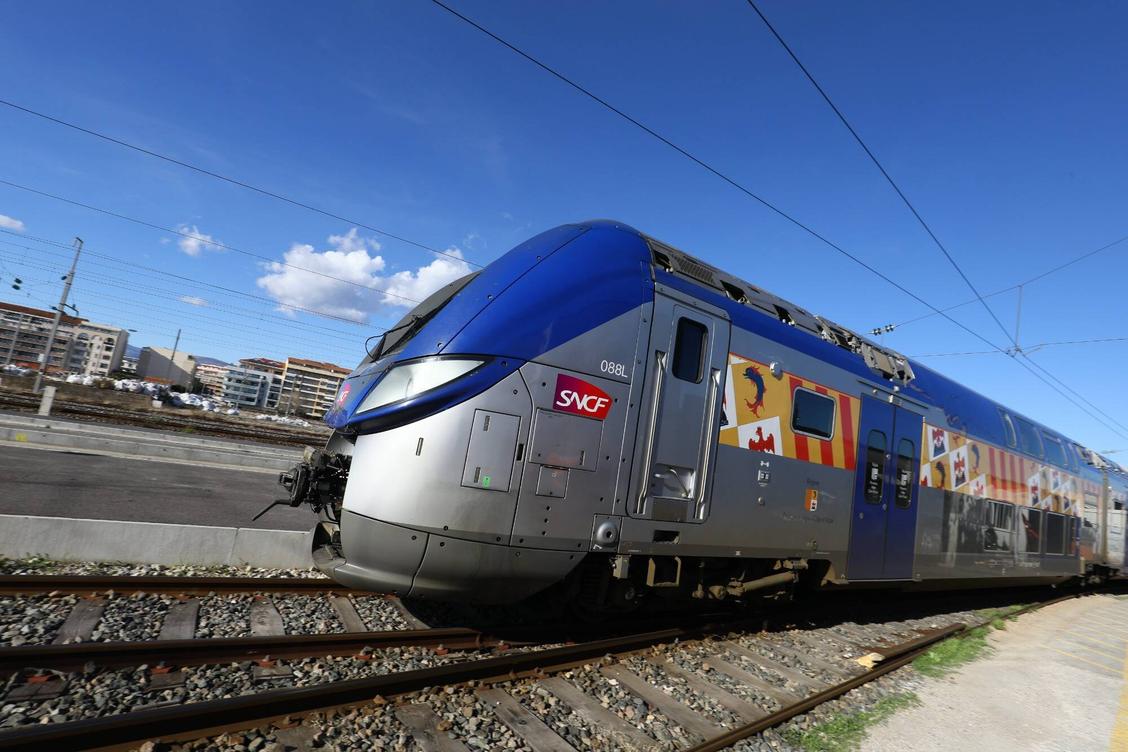 SNCF: toutes les cartes "Avantage" à moitié prix pour une durée limitée