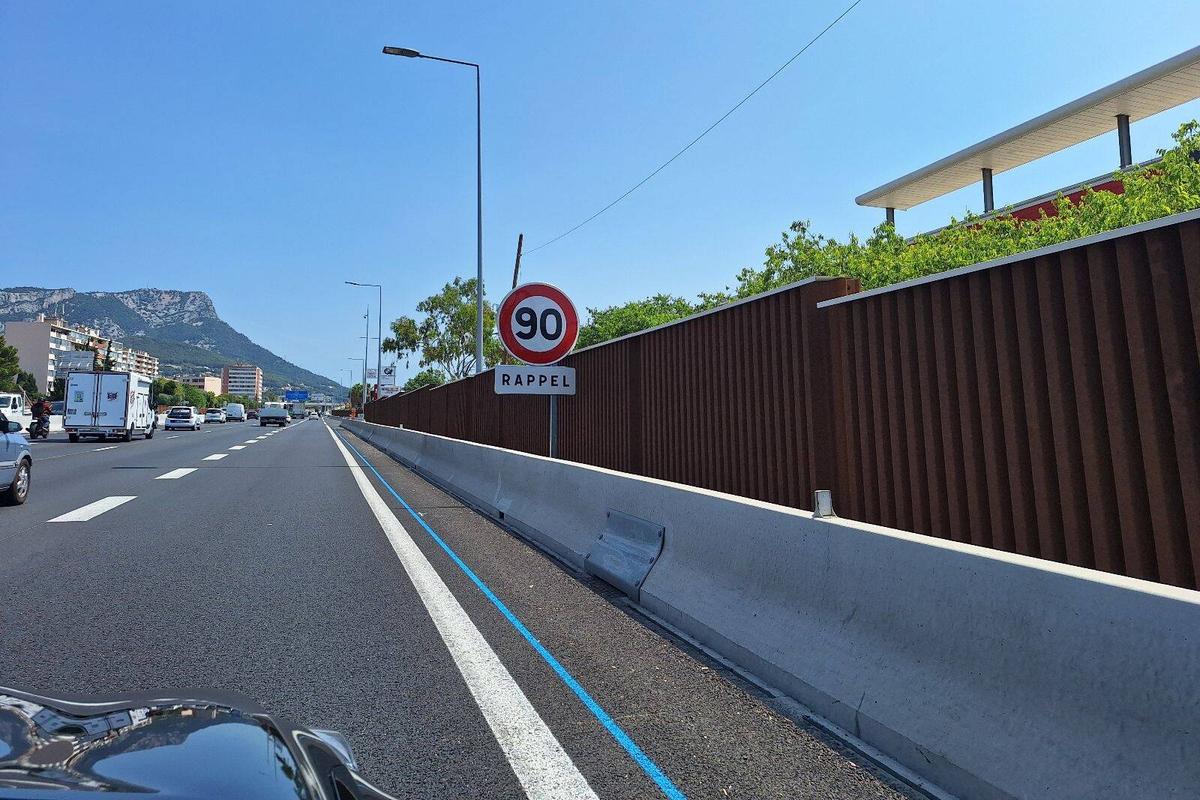 Changement de la vitesse maximale autorisée sur l'autoroute A57, on ...