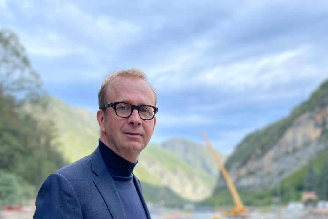 Le départ du préfet délégué à la reconstruction des vallées Xavier ...