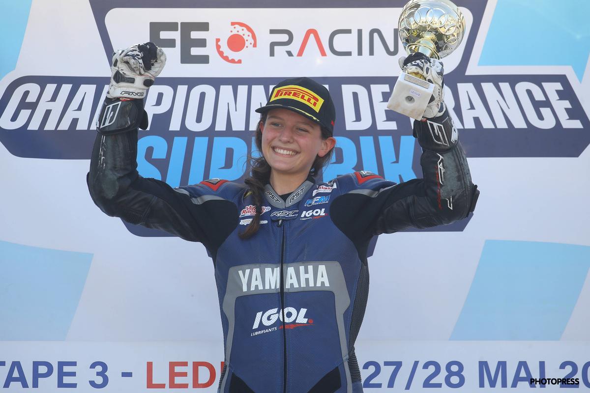 La jeune pilote moto niçoise Justine Pedemonte taille des croupières ...