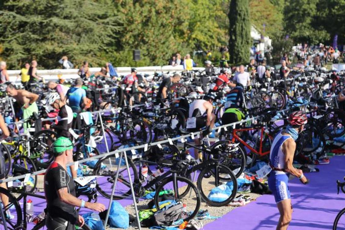 La 8e édition du triathlon Natureman Var a réuni 1.200 athlètes dans un ...