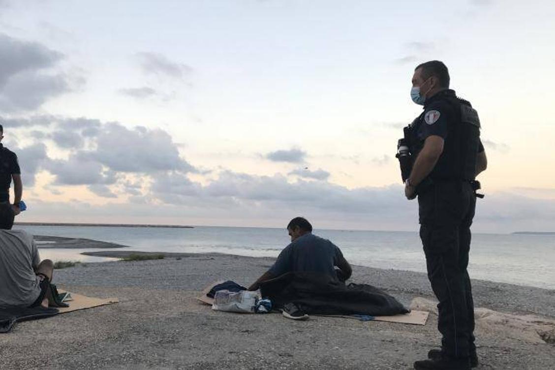 Braconnage, intrusions en mer et sur le rivage, pollution... Comment ...