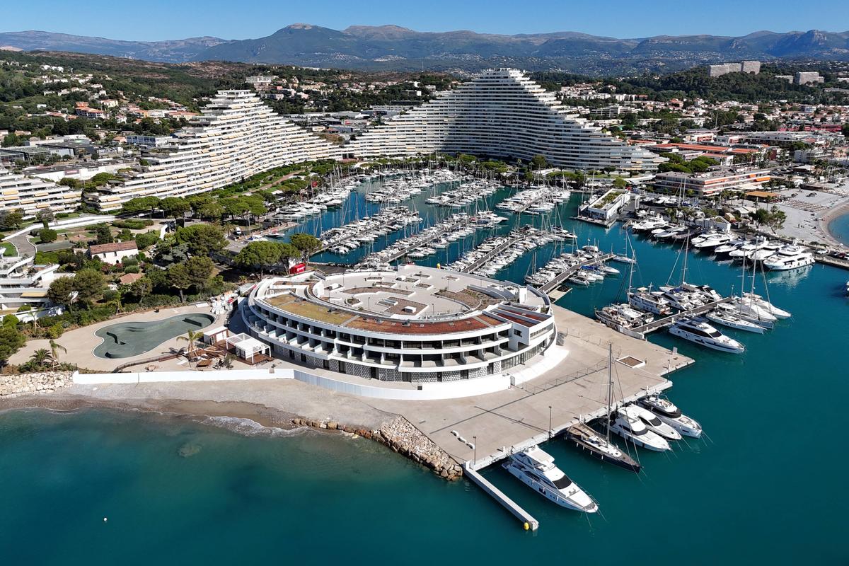 "Ce sera un lieu populaire": quai d'honneur, protection de la houle ...