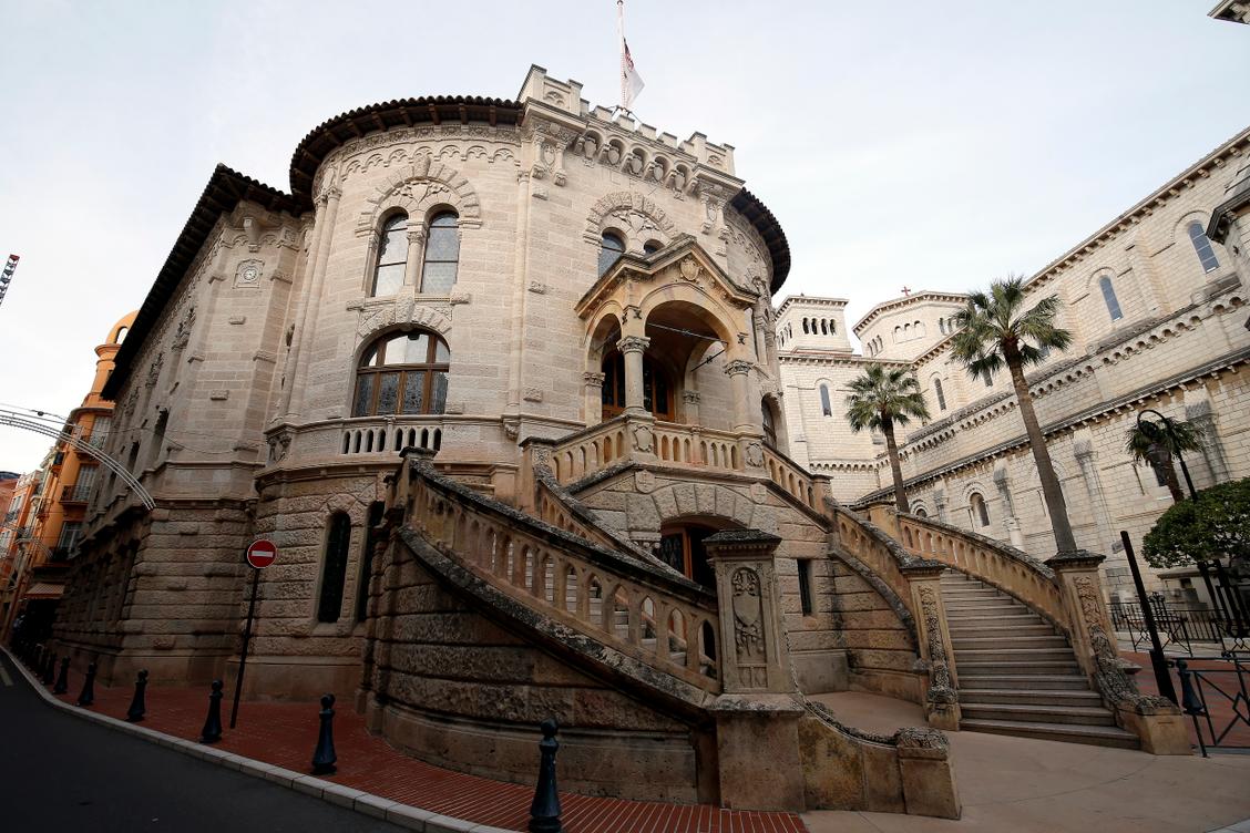 Prison ferme pour trois femmes d’une même famille qui volaient des sacs ...