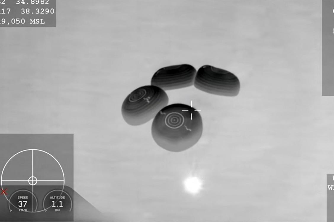 Une première dans l’histoire ... Les images du retour sur terre de l ...