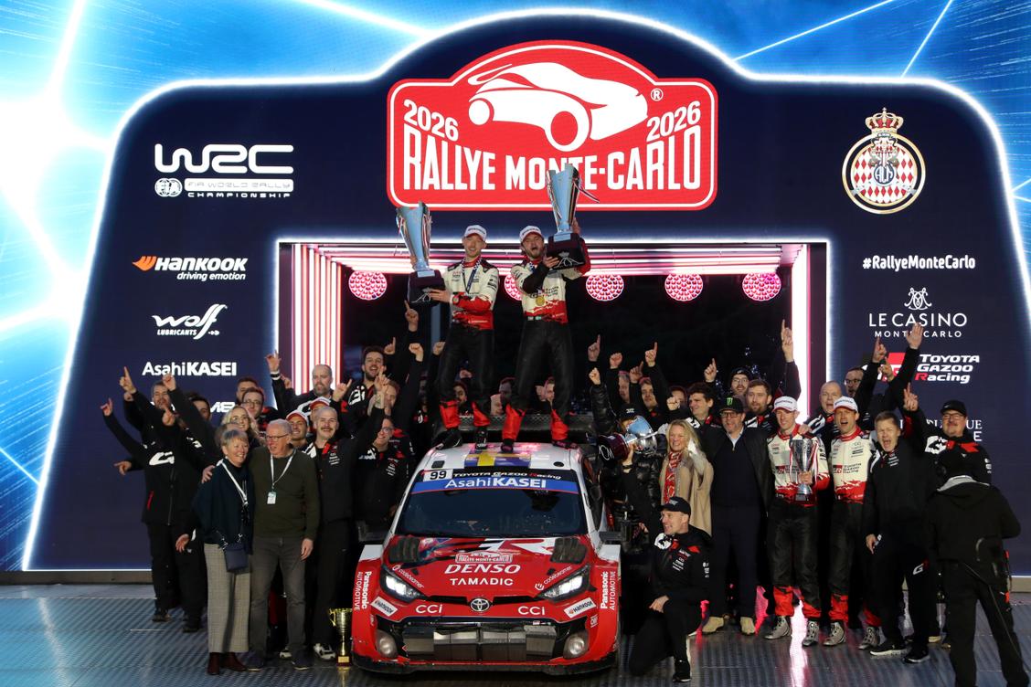 Podium et ovations : Oliver Solberg célébré à Monaco après sa victoire ...